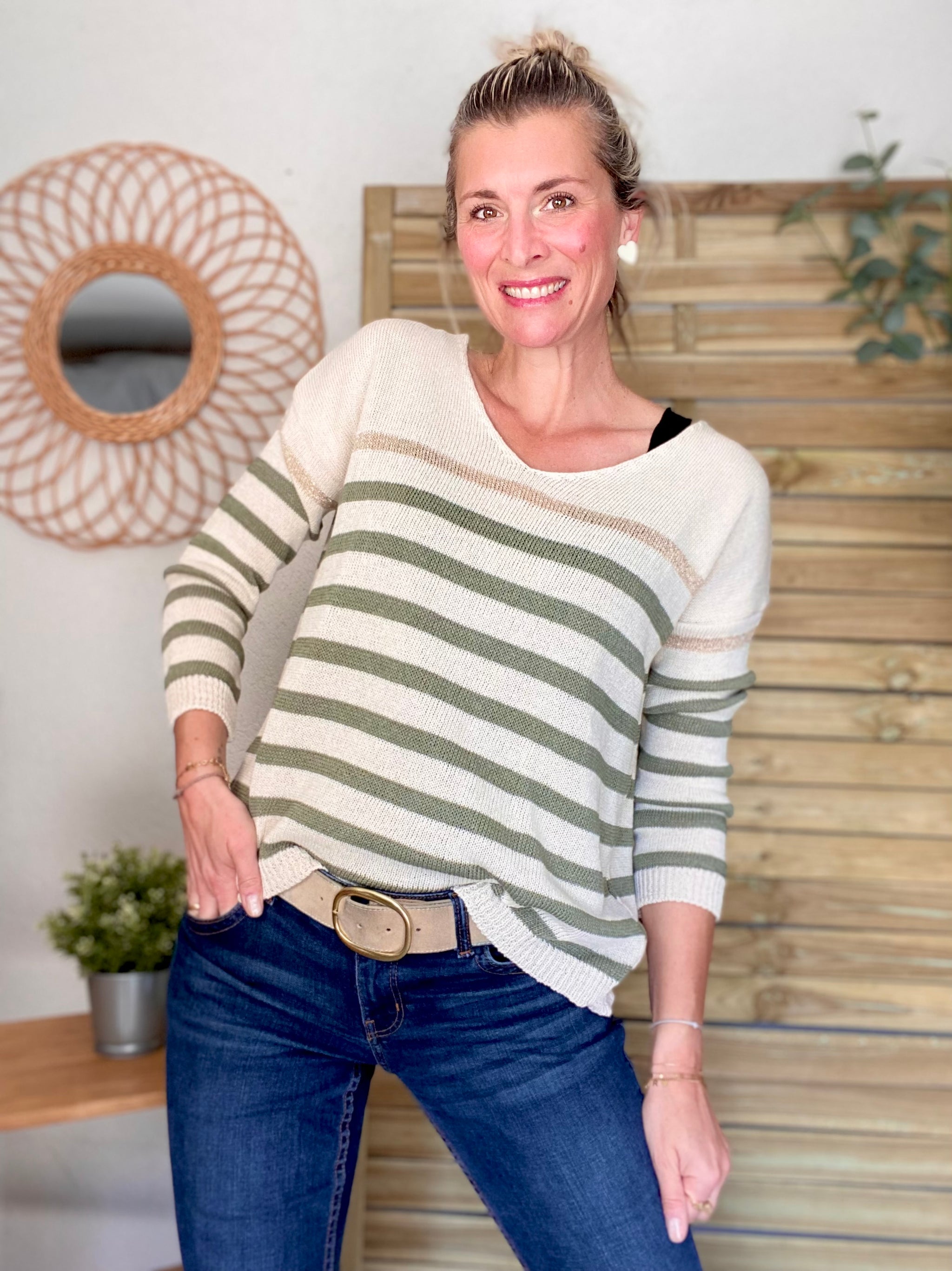 Pull Rayé Col V LOUANE Kaki Clair et Doré